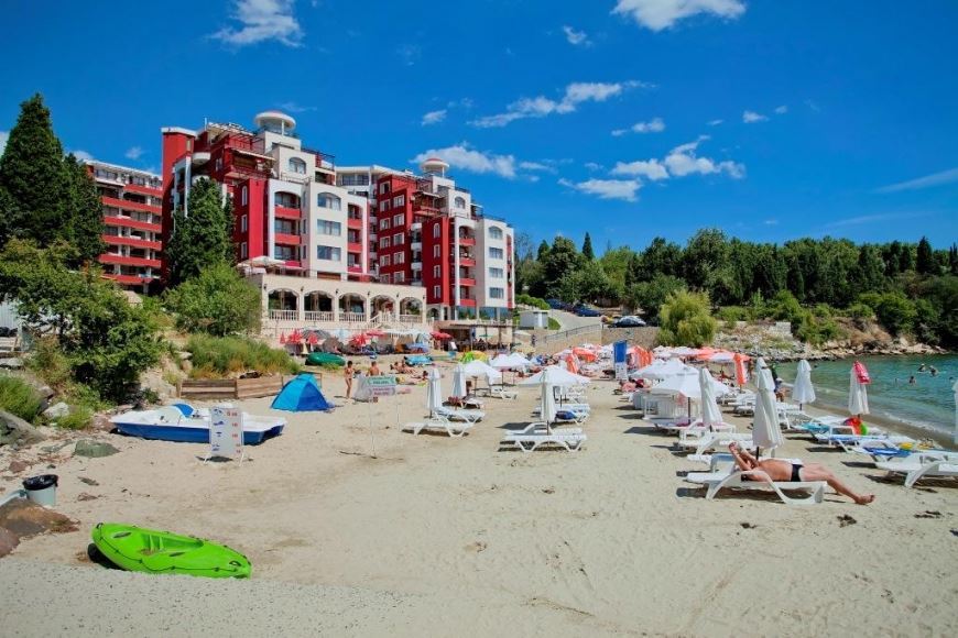 Geräumiges Studio mit Meerblick in erster Reihe am Meer